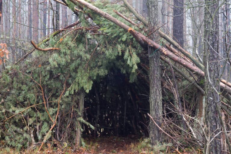 Mastering The Art Of Building Bushcraft Survival Shelters ... Mastering The Art Of Building Bushcraft Survival Shelters ...