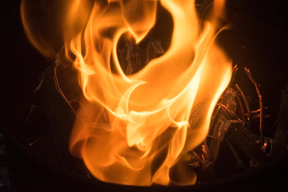 DIY Fire Starters: Using Household Items in the Wilderness - Quick and ...